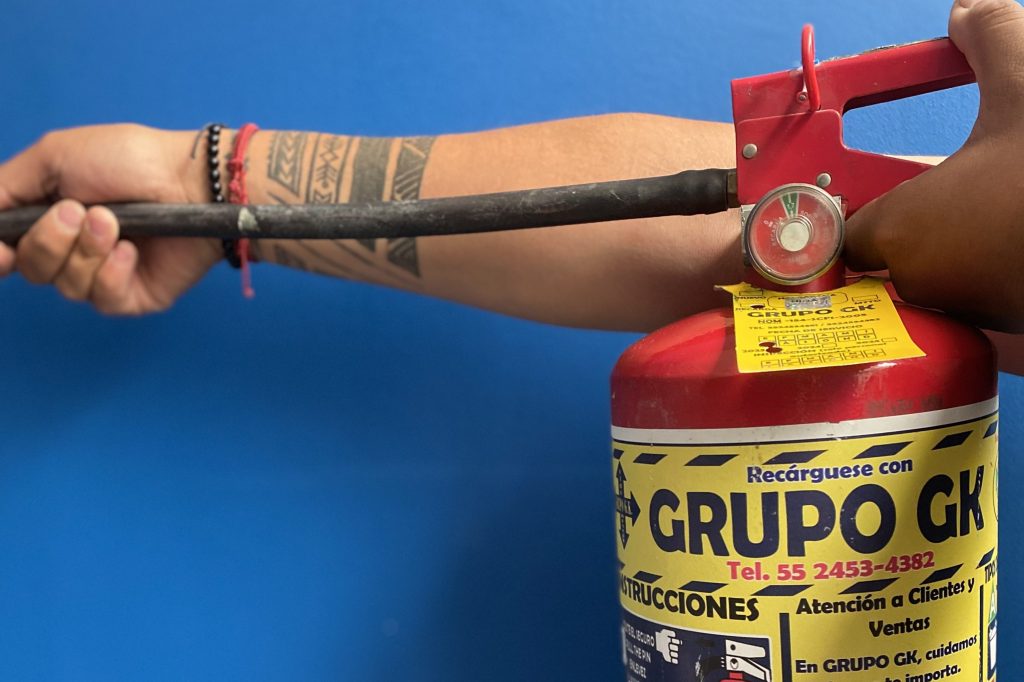 Todo lo que Necesitas Saber sobre el Extintor PQS | Grupo GK – Grupo G ...